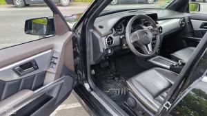 Black Mercedes-Benz glk-250 2012 in Vilnius, with an engine capacity of 2.20 L and mileage of 404 thousand km for 9300 €, photo 16 on AUTOMOTO.COM.LV
