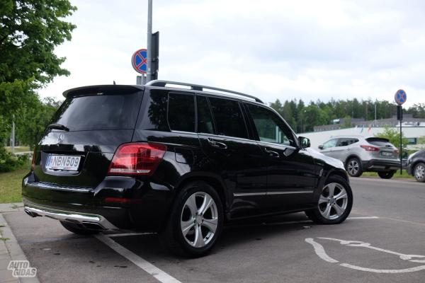 Melns Mercedes-Benz glk-250 2012 Viļņa, ar dzinēja tilpumu 2.20 L un nobraukumu 404 tūkst. km par 9300 €, foto 3 vietnē AUTOMOTO.COM.LV