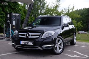 Black Mercedes-Benz glk-250 2012 in Vilnius, with an engine capacity of 2.20 L and mileage of 404 thousand km for 9300 €, photo 7 on AUTOMOTO.COM.LV