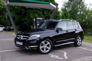 Black Mercedes-Benz glk-250 2012 in Vilnius, with an engine capacity of 2.20 L and mileage of 404 thousand km for 9300 €, photo 11 on AUTOMOTO.COM.LV