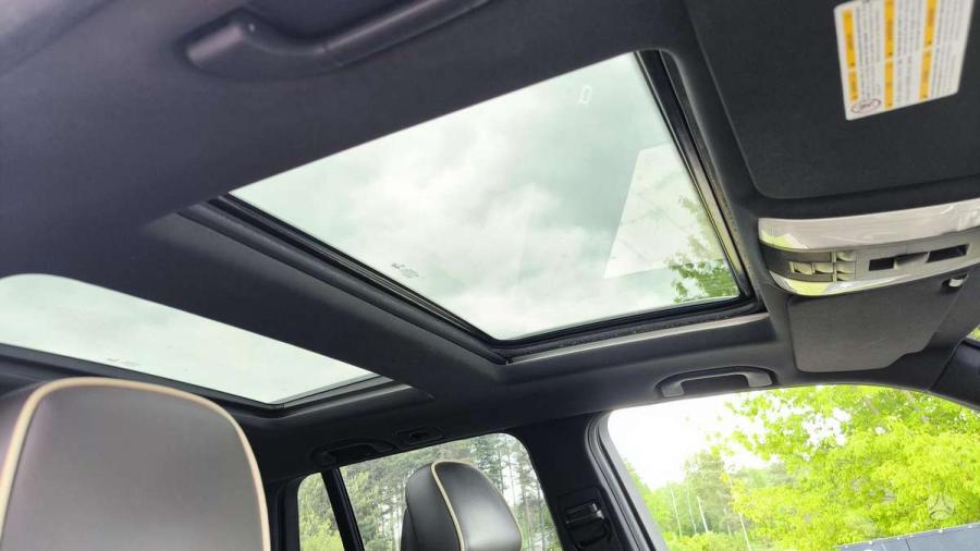Melns Mercedes-Benz glk-250 2013 Viļņa, ar dzinēja tilpumu 2.14 L un nobraukumu 404 tūkst. km par 8400 €, foto 23 vietnē AUTOMOTO.COM.LV