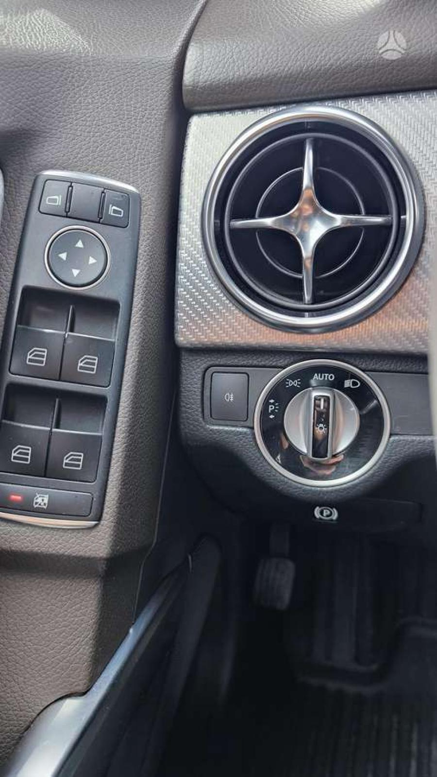 Melns Mercedes-Benz glk-250 2013 Viļņa, ar dzinēja tilpumu 2.14 L un nobraukumu 404 tūkst. km par 8400 €, foto 26 vietnē AUTOMOTO.COM.LV