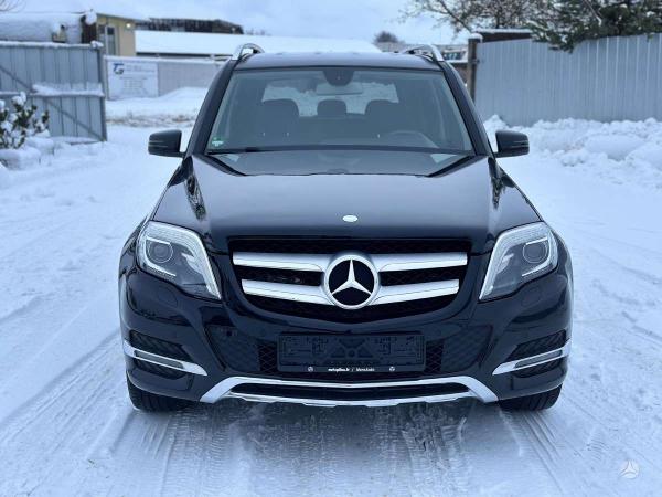 Black Mercedes-Benz glk-250 2015 in Telschi, with an engine capacity of 2.14 L and mileage of 153 thousand km for 14300 €, photo 2 on AUTOMOTO.COM.LV