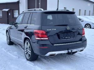 Black Mercedes-Benz glk-250 2015 in Telschi, with an engine capacity of 2.14 L and mileage of 153 thousand km for 14300 €, photo 5 on AUTOMOTO.COM.LV