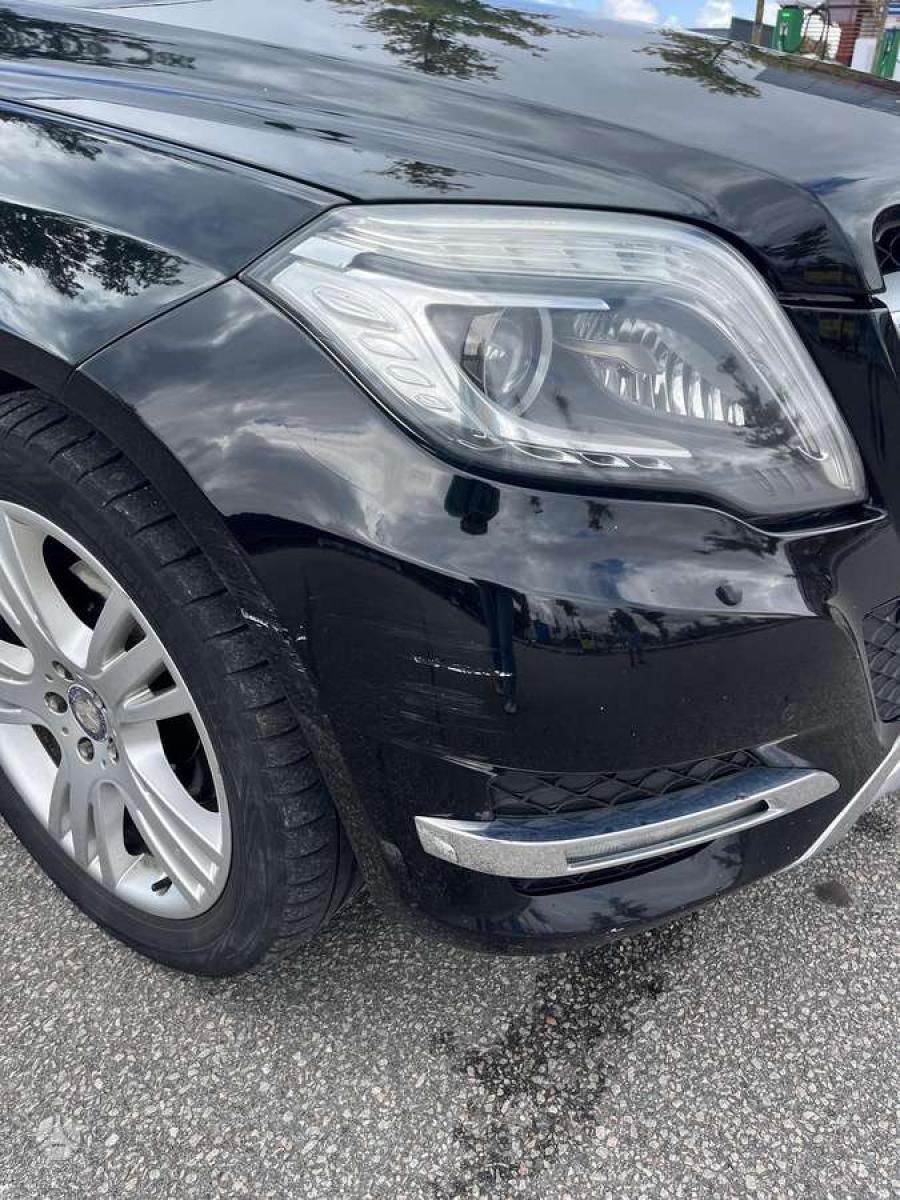 Black Mercedes-Benz glk-250 2015 in Klaipeda, with an engine capacity of 2.14 L and mileage of 178 thousand km for 12000 €, photo 18 on AUTOMOTO.COM.LV
