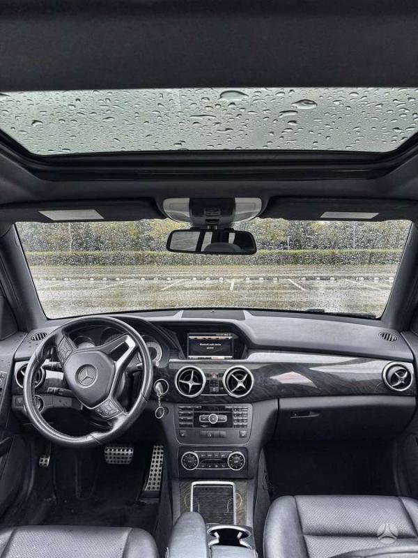 Mercedes-Benz glk-250 2015 Viļņa vietnē Melns Mercedes-Benz glk-250 2015 Viļņa, ar dzinēja tilpumu 2.14 L un nobraukumu 249 tūkst. km par 12900 €, foto 4 vietnē AUTOMOTO.COM.LV