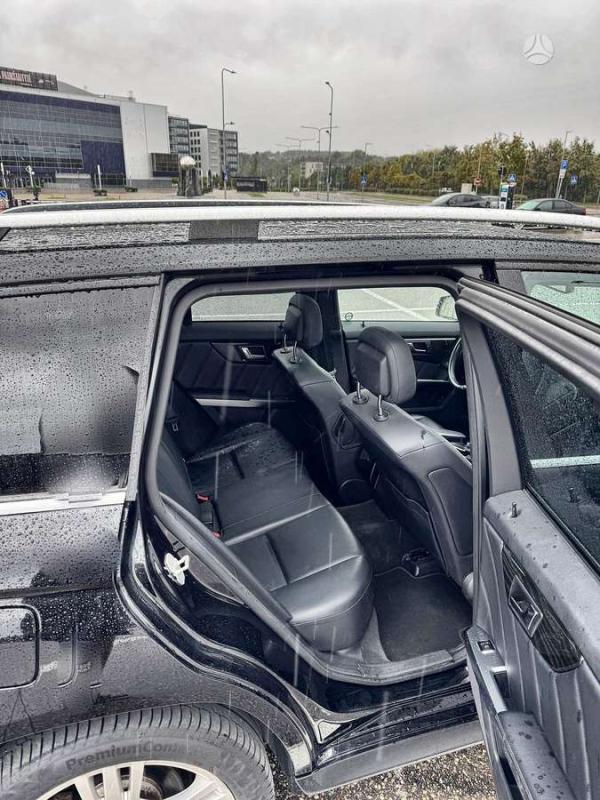 Mercedes-Benz glk-250 2015 Viļņa vietnē Melns Mercedes-Benz glk-250 2015 Viļņa, ar dzinēja tilpumu 2.14 L un nobraukumu 249 tūkst. km par 12900 €, foto 8 vietnē AUTOMOTO.COM.LV
