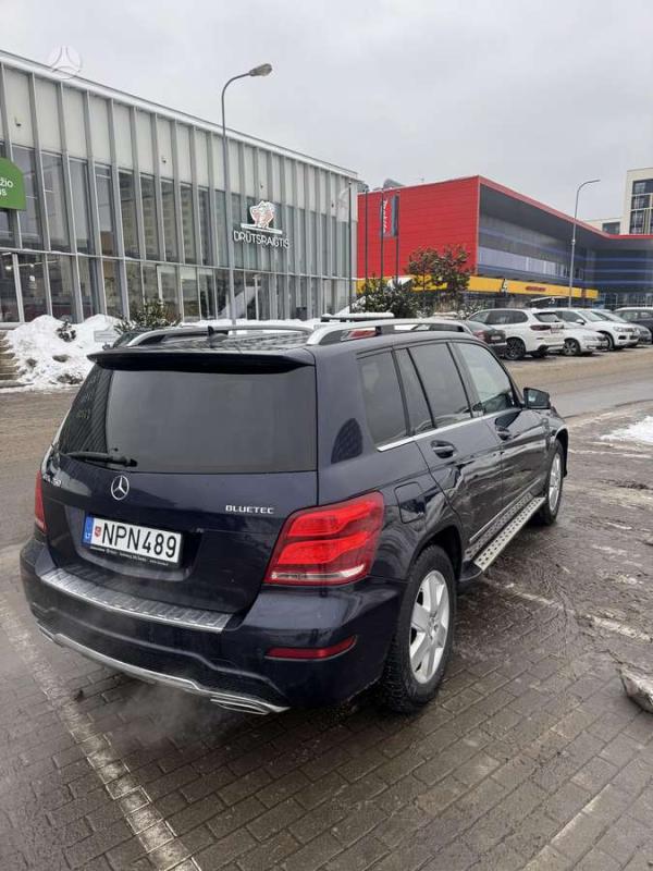 Blue Mercedes-Benz glk-250 2014 in Vilnius, with an engine capacity of 2.14 L and mileage of 235 thousand km for 13250 €, photo 4 on AUTOMOTO.COM.LV