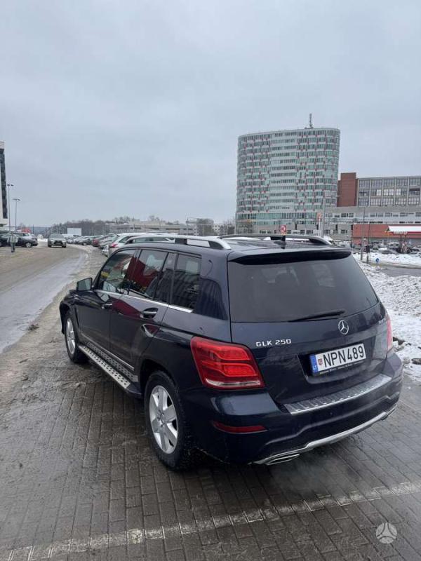 Blue Mercedes-Benz glk-250 2014 in Vilnius, with an engine capacity of 2.14 L and mileage of 235 thousand km for 13250 €, photo 5 on AUTOMOTO.COM.LV