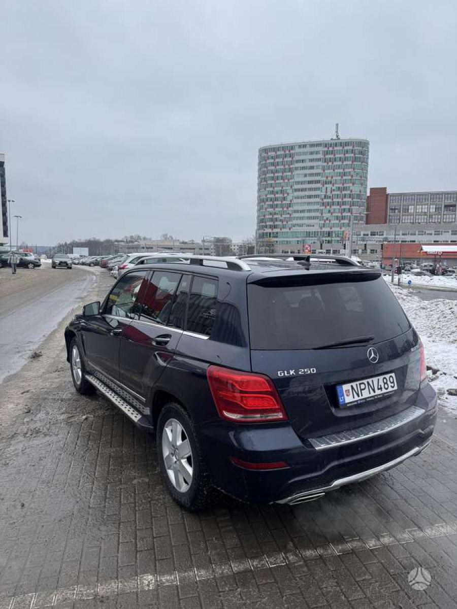 Zils Mercedes-Benz glk-250 2014 Viļņa, ar dzinēja tilpumu 2.14 L un nobraukumu 235 tūkst. km par 13250 €, foto 5 vietnē AUTOMOTO.COM.LV