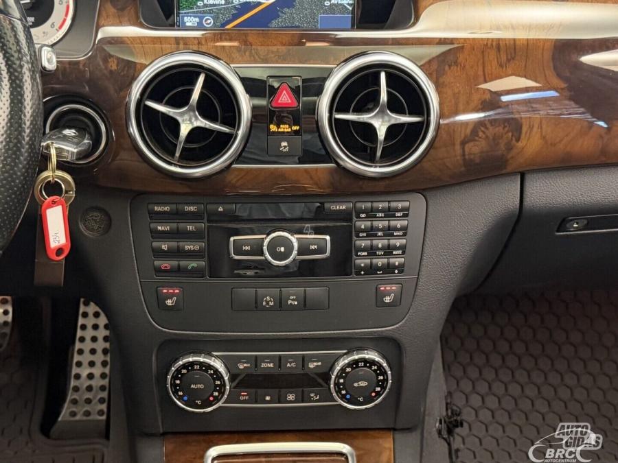 Синий Мерседес ГЛК 250 2015 в Авиженяй, объемом двигателя 2.10 л и пробегом 282 тыс. км за 9900 €, фото 19 на AUTOMOTO.COM.LV
