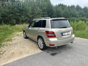 Brown Mercedes-Benz glk-250 2011 in Riga, with an engine capacity of 2.20 L and mileage of 167 thousand km for 11500 €, photo 5 on AUTOMOTO.COM.LV