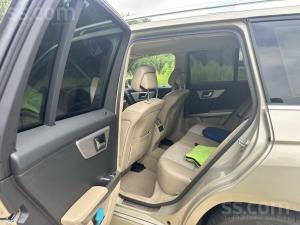 Brown Mercedes-Benz glk-250 2011 in Riga, with an engine capacity of 2.20 L and mileage of 167 thousand km for 11500 €, photo 13 on AUTOMOTO.COM.LV