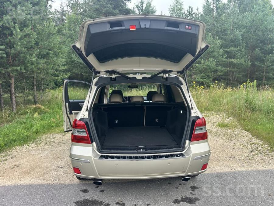 Brown Mercedes-Benz glk-250 2011 in Riga, with an engine capacity of 2.20 L and mileage of 167 thousand km for 11500 €, photo 14 on AUTOMOTO.COM.LV
