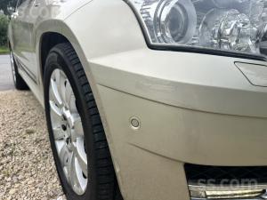 Brown Mercedes-Benz glk-250 2011 in Riga, with an engine capacity of 2.20 L and mileage of 167 thousand km for 11500 €, photo 17 on AUTOMOTO.COM.LV