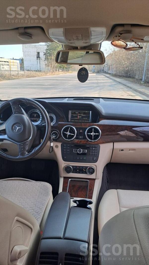Brown Mercedes-Benz glk-250 2012 in Daugavpils, with an engine capacity of 2.20 L and mileage of 209 thousand km for 12300 €, photo 6 on AUTOMOTO.COM.LV