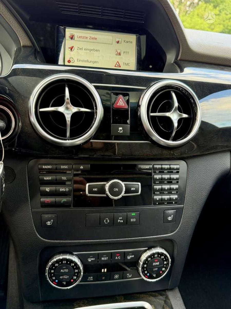 Brūns Mercedes-Benz glk-250 2013 Šauļi, ar dzinēja tilpumu 2.14 L un nobraukumu 294 tūkst. km par 13999 €, foto 40 vietnē AUTOMOTO.COM.LV