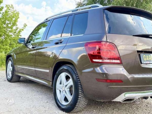 Brown Mercedes-Benz glk-250 2013 in Siauliai, with an engine capacity of 2.14 L and mileage of 294 thousand km for 13999 €, photo 7 on AUTOMOTO.COM.LV