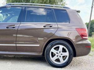 Brūns Mercedes-Benz glk-250 2013 Šauļi, ar dzinēja tilpumu 2.14 L un nobraukumu 294 tūkst. km par 13999 €, foto 13 vietnē AUTOMOTO.COM.LV