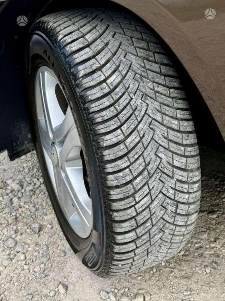 Brūns Mercedes-Benz glk-250 2013 Šauļi, ar dzinēja tilpumu 2.14 L un nobraukumu 294 tūkst. km par 13999 €, foto 23 vietnē AUTOMOTO.COM.LV