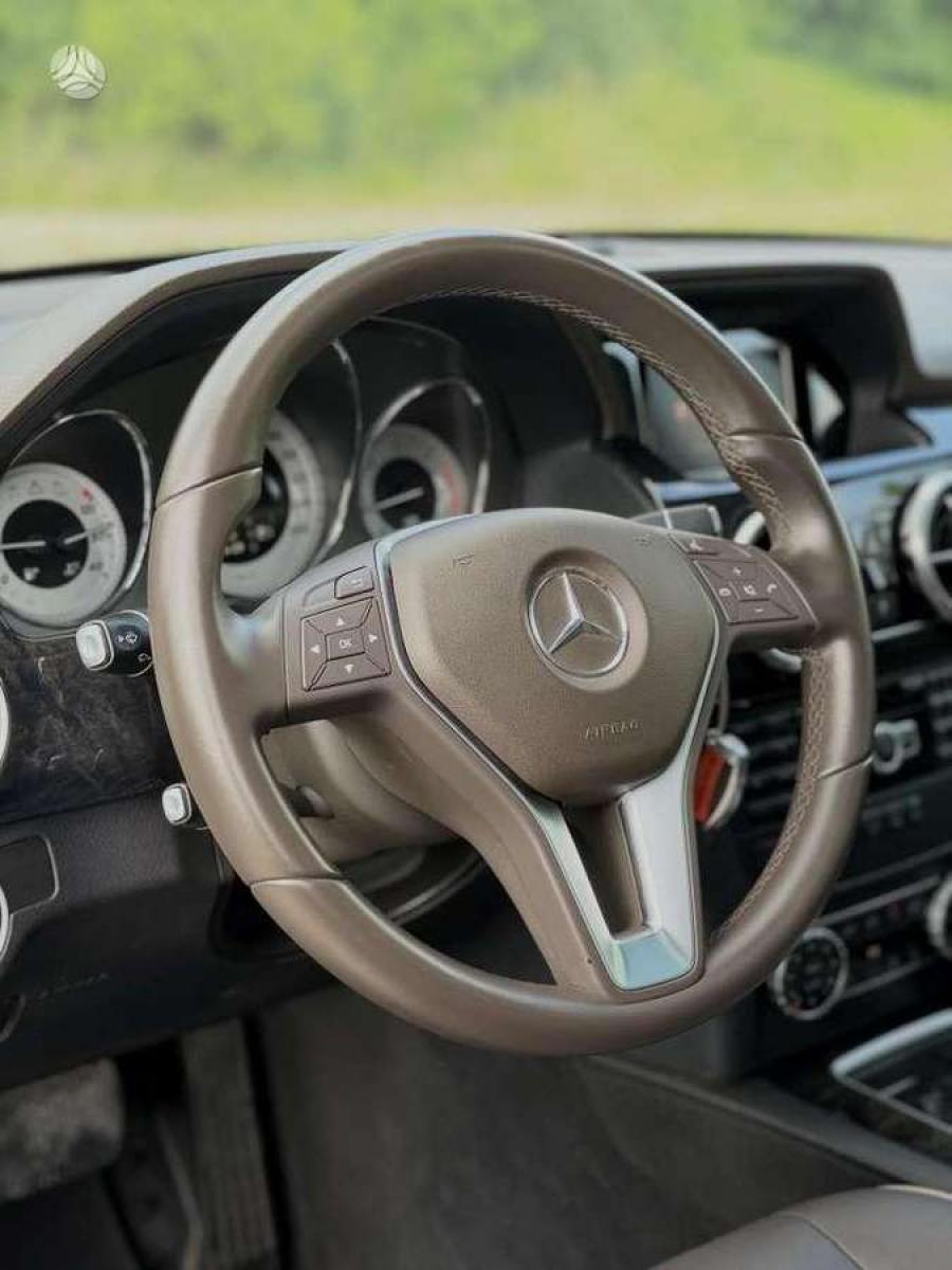 Brūns Mercedes-Benz glk-250 2013 Šauļi, ar dzinēja tilpumu 2.14 L un nobraukumu 294 tūkst. km par 13999 €, foto 26 vietnē AUTOMOTO.COM.LV