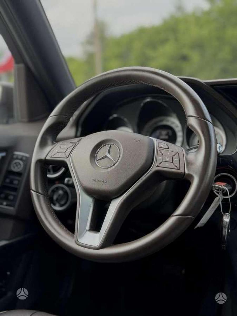 Brūns Mercedes-Benz glk-250 2013 Šauļi, ar dzinēja tilpumu 2.14 L un nobraukumu 294 tūkst. km par 13999 €, foto 27 vietnē AUTOMOTO.COM.LV