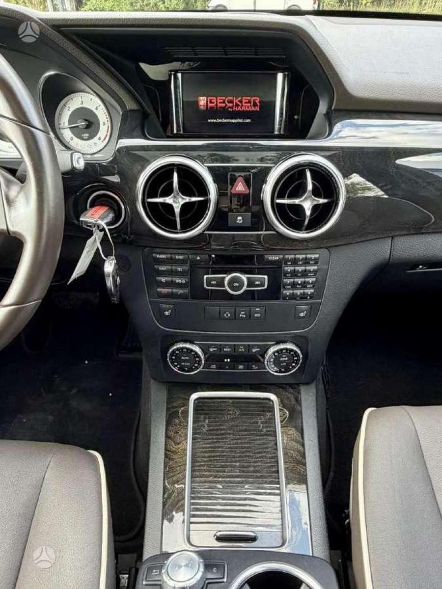 Brūns Mercedes-Benz glk-250 2013 Šauļi, ar dzinēja tilpumu 2.14 L un nobraukumu 294 tūkst. km par 13999 €, foto 38 vietnē AUTOMOTO.COM.LV