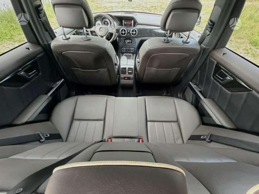 Brūns Mercedes-Benz glk-250 2013 Šauļi, ar dzinēja tilpumu 2.14 L un nobraukumu 294 tūkst. km par 13999 €, foto 36 vietnē AUTOMOTO.COM.LV