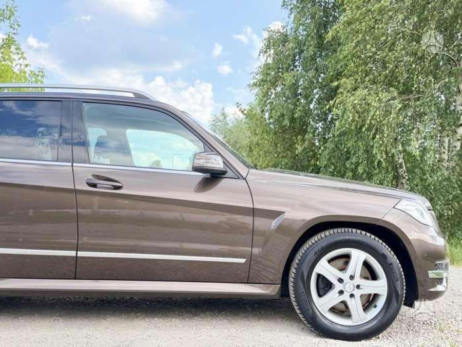 Brown Mercedes-Benz glk-250 2013 in Siauliai, with an engine capacity of 2.14 L and mileage of 294 thousand km for 13999 €, photo 11 on AUTOMOTO.COM.LV