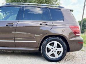 Brown Mercedes-Benz glk-250 2013 in Siauliai, with an engine capacity of 2.14 L and mileage of 294 thousand km for 13999 €, photo 13 on AUTOMOTO.COM.LV