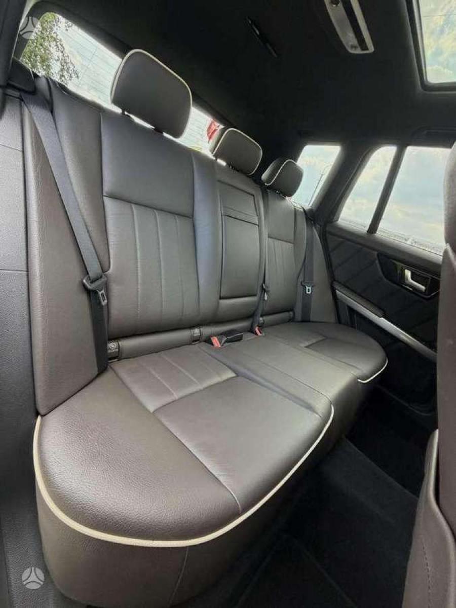 Brown Mercedes-Benz glk-250 2013 in Siauliai, with an engine capacity of 2.14 L and mileage of 294 thousand km for 13999 €, photo 33 on AUTOMOTO.COM.LV