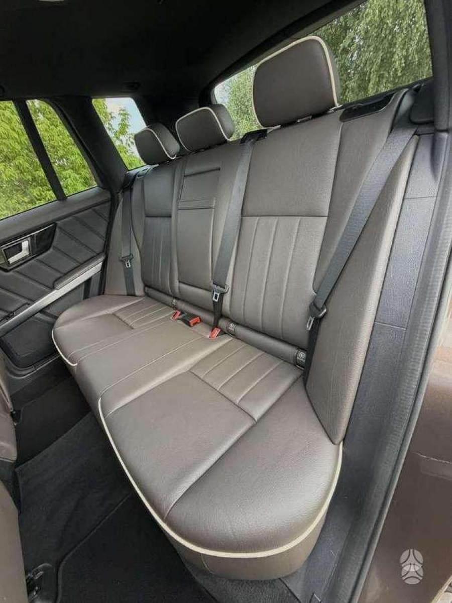 Brown Mercedes-Benz glk-250 2013 in Siauliai, with an engine capacity of 2.14 L and mileage of 294 thousand km for 13999 €, photo 34 on AUTOMOTO.COM.LV