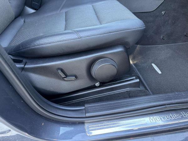 Pelēks Mercedes-Benz glk-250 2011 Viļņa, ar dzinēja tilpumu 2.14 L un nobraukumu 220 tūkst. km par 8900 €, foto 10 vietnē AUTOMOTO.COM.LV