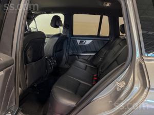 Pelēks Mercedes-Benz glk-250 2013 Jūrmala, ar dzinēja tilpumu 2.20 L un nobraukumu 242 tūkst. km par 13950 €, foto 22 vietnē AUTOMOTO.COM.LV
