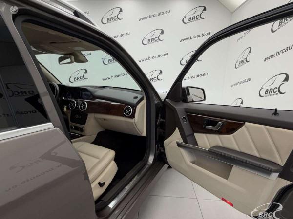 Pelēks Mercedes-Benz glk-250 2013 Viļņa, ar dzinēja tilpumu 2.14 L un nobraukumu 152 tūkst. km par 11700 €, foto 9 vietnē AUTOMOTO.COM.LV