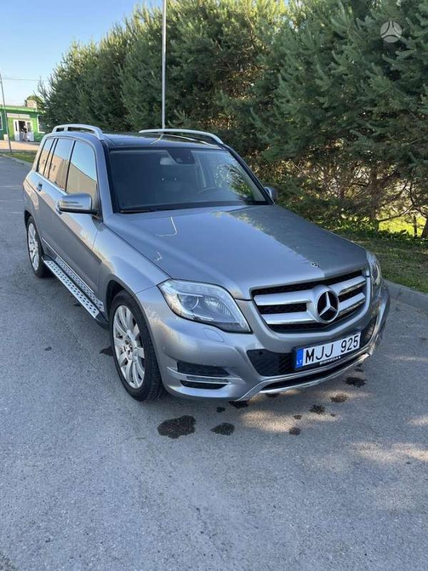 Pelēks Mercedes-Benz glk-250 2014 Kauņa, ar dzinēja tilpumu 2.14 L un nobraukumu 274 tūkst. km par 10600 €, foto 4 vietnē AUTOMOTO.COM.LV
