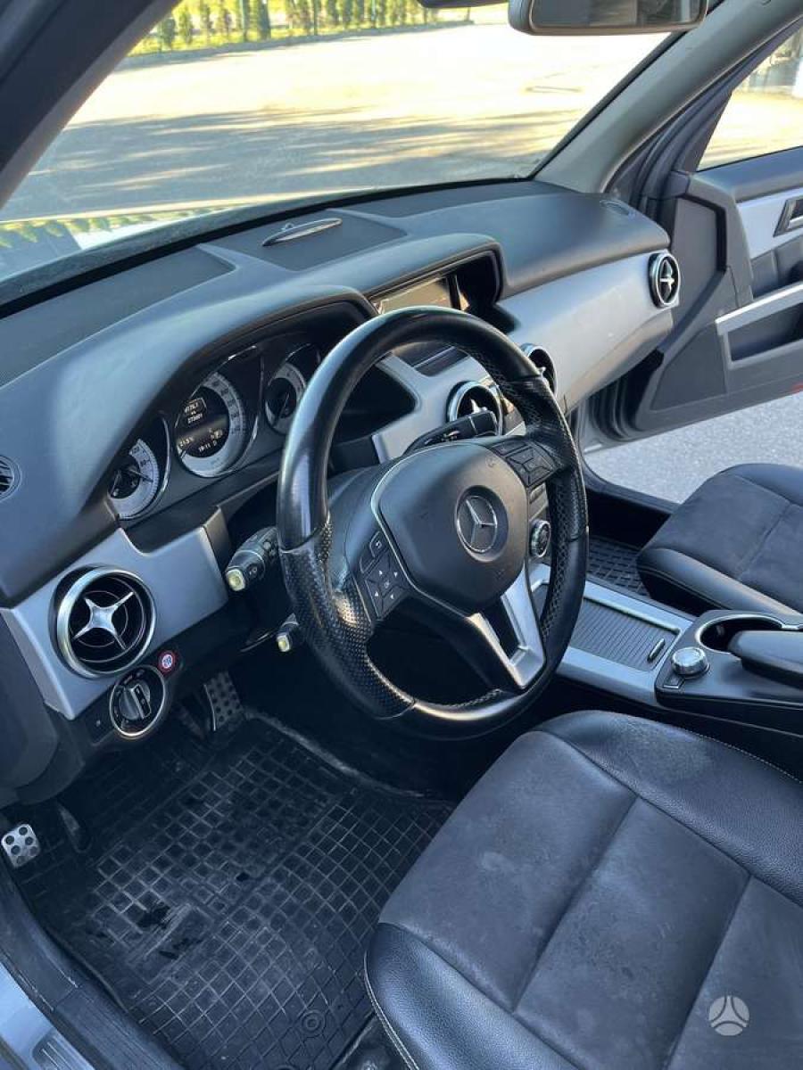 Pelēks Mercedes-Benz glk-250 2014 Kauņa, ar dzinēja tilpumu 2.14 L un nobraukumu 274 tūkst. km par 10600 €, foto 9 vietnē AUTOMOTO.COM.LV