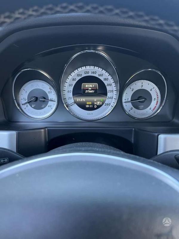 Grey Mercedes-Benz glk-250 2014 in Kaunas, with an engine capacity of 2.14 L and mileage of 274 thousand km for 10600 €, photo 9 on AUTOMOTO.COM.LV
