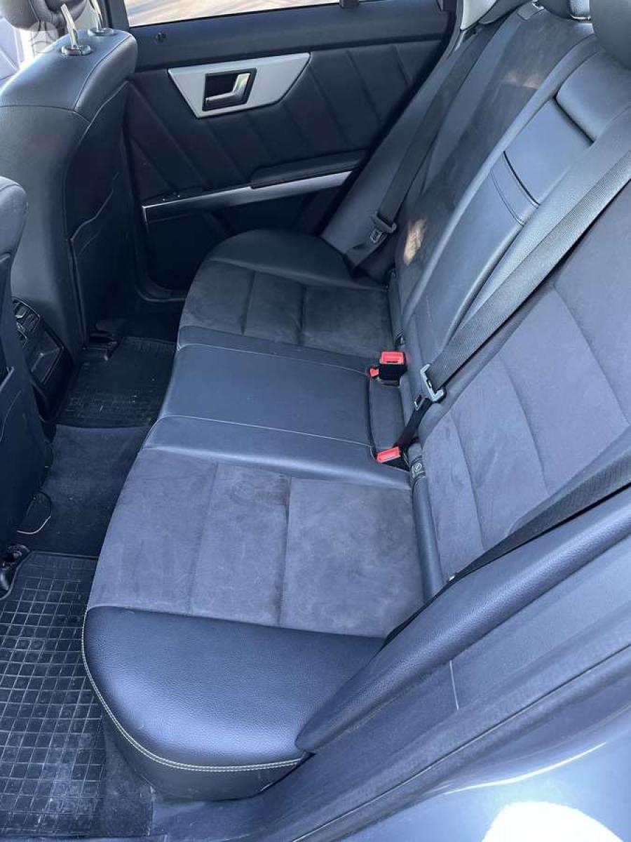 Pelēks Mercedes-Benz glk-250 2014 Kauņa, ar dzinēja tilpumu 2.14 L un nobraukumu 274 tūkst. km par 10600 €, foto 13 vietnē AUTOMOTO.COM.LV