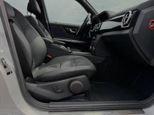 Pelēks Mercedes-Benz glk-250 2014 Tukums, ar dzinēja tilpumu 2.00 L un nobraukumu 263 tūkst. km par 14800 €, foto 14 vietnē AUTOMOTO.COM.LV