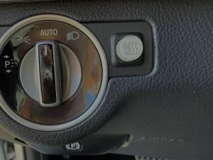 Pelēks Mercedes-Benz glk-250 2014 Tukums, ar dzinēja tilpumu 2.00 L un nobraukumu 263 tūkst. km par 14800 €, foto 31 vietnē AUTOMOTO.COM.LV