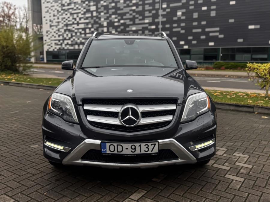 Pelēks Mercedes-Benz glk-250 2015 Jelgava, ar dzinēja tilpumu 2.20 L un nobraukumu 115 tūkst. km par 15995 €, foto 4 vietnē AUTOMOTO.COM.LV