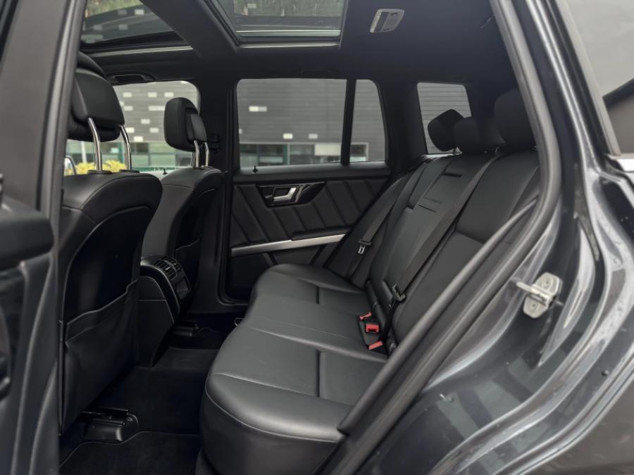 Pelēks Mercedes-Benz glk-250 2015 Jelgava, ar dzinēja tilpumu 2.20 L un nobraukumu 115 tūkst. km par 15995 €, foto 17 vietnē AUTOMOTO.COM.LV