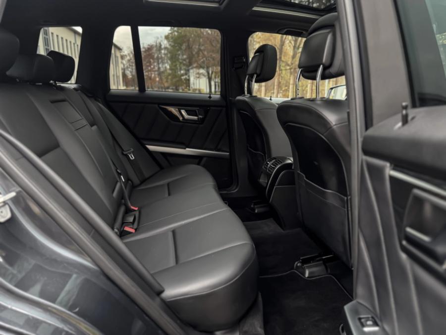 Pelēks Mercedes-Benz glk-250 2015 Jelgava, ar dzinēja tilpumu 2.20 L un nobraukumu 115 tūkst. km par 15995 €, foto 18 vietnē AUTOMOTO.COM.LV