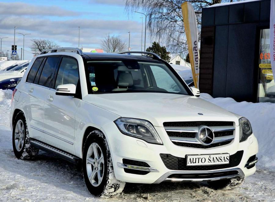 White Mercedes-Benz glk-250 2013 in Taurage, with an engine capacity of 2.14 L and mileage of 330 thousand km for 8800 €, photo 4 on AUTOMOTO.COM.LV