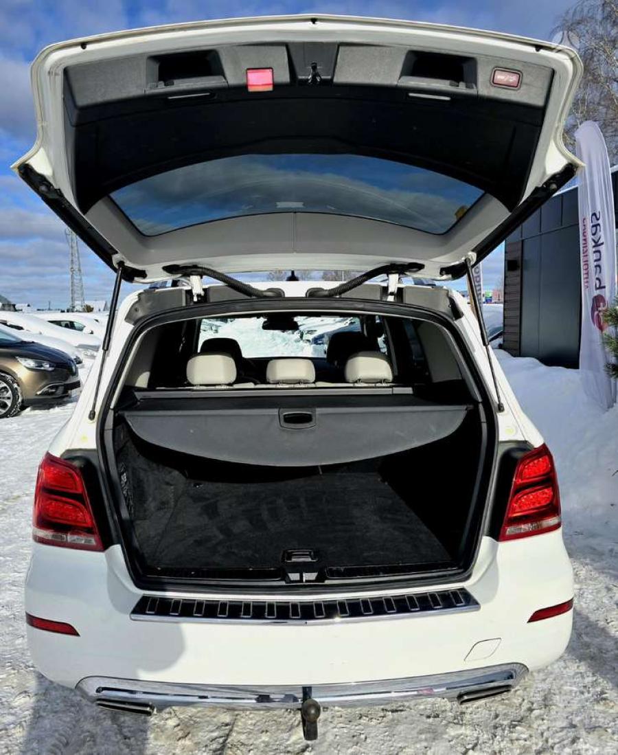 White Mercedes-Benz glk-250 2013 in Taurage, with an engine capacity of 2.14 L and mileage of 330 thousand km for 8800 €, photo 33 on AUTOMOTO.COM.LV
