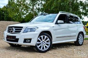 White Mercedes-Benz glk-250 2012 in Kretinga, with an engine capacity of 2.20 L and mileage of 220 thousand km for 9850 €, photo  on AUTOMOTO.COM.LV