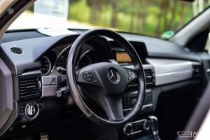 White Mercedes-Benz glk-250 2012 in Kretinga, with an engine capacity of 2.20 L and mileage of 220 thousand km for 9850 €, photo 17 on AUTOMOTO.COM.LV