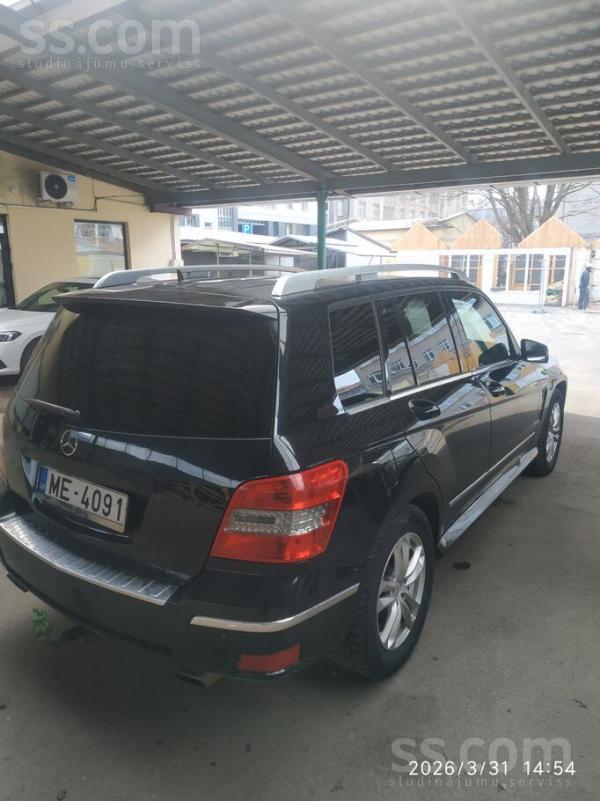 Melns Mercedes-Benz GLK 300 2009 Rīga, ar dzinēja tilpumu 3.00 L un nobraukumu 433 tūkst. km par 6300 €, foto 2 vietnē AUTOMOTO.COM.LV