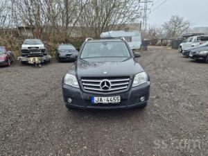 Melns Mercedes-Benz GLK 320 2008 Rīga, ar dzinēja tilpumu 3.00 L un nobraukumu 269 tūkst. km par 7490 €, foto 3 vietnē AUTOMOTO.COM.LV